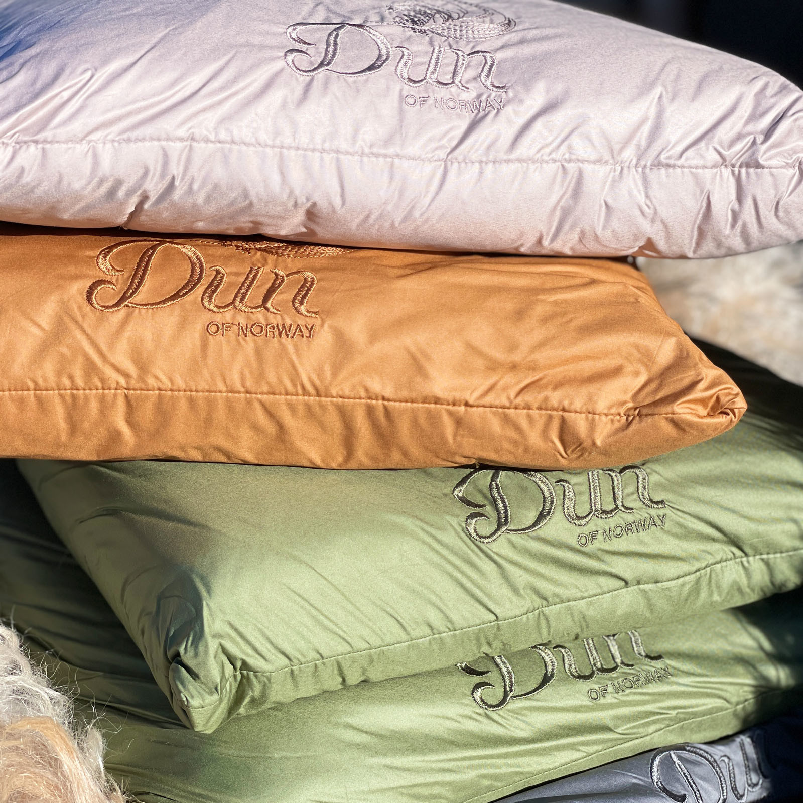 Dunpledd - Inni Granskauen | Dun of Norway